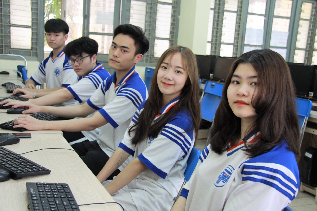 Tư vấn - Tuyển dụng